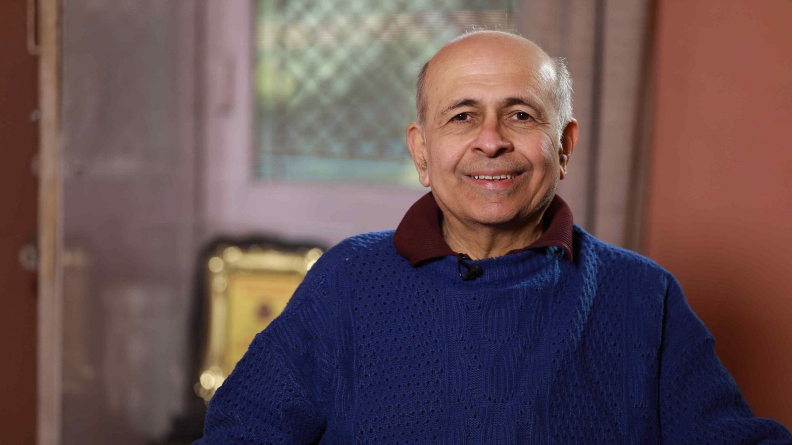 Bedridden,Football Writer & Retired DU Professor Novy Kapadia Unable To ...